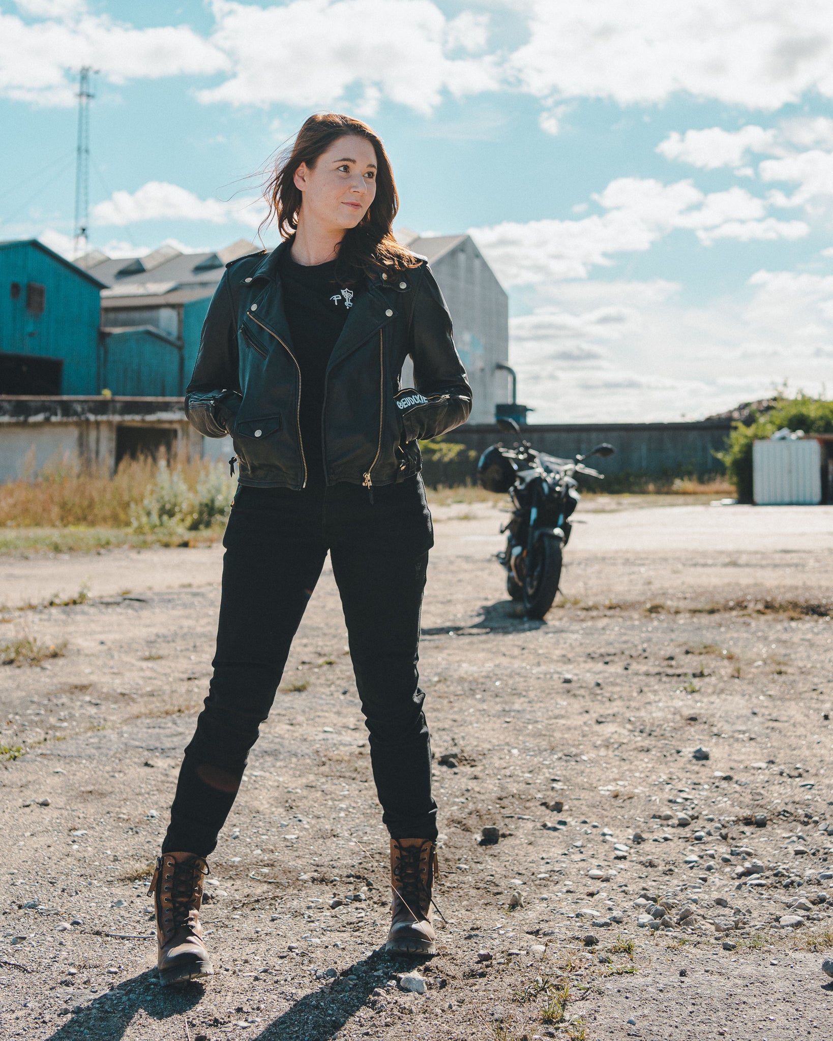 Style 3 - Christina – Moto Lounge